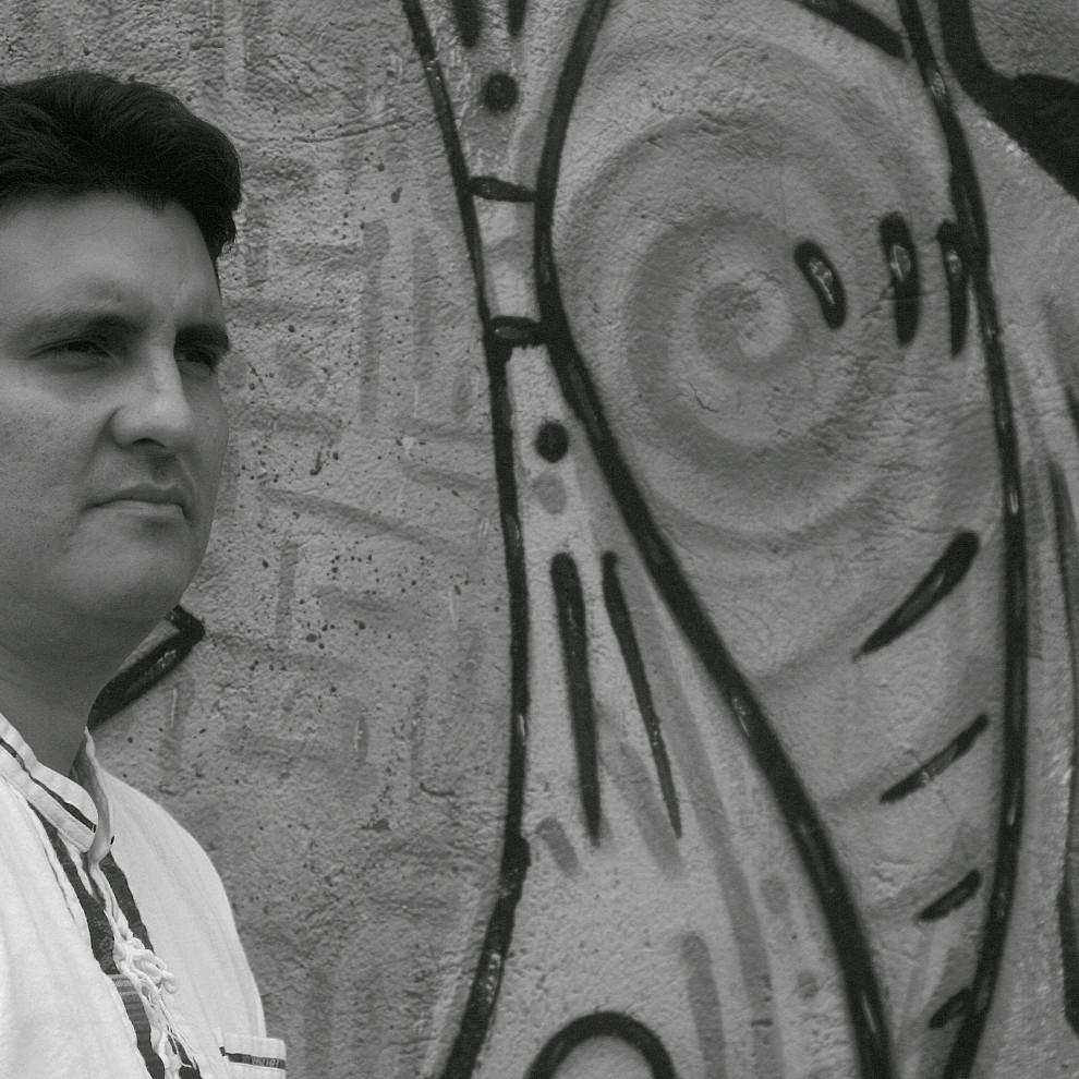 Dennis Ávila: el escritor hondureño que aúlla en Costa Rica - RadioHouse