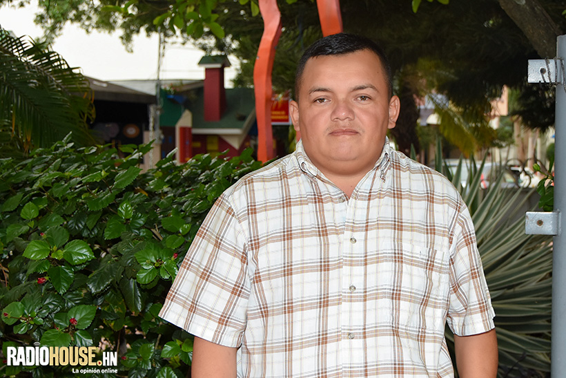 Erlin el guachimán enamorado: "No soy estrella, pero ahora me llueve un ...