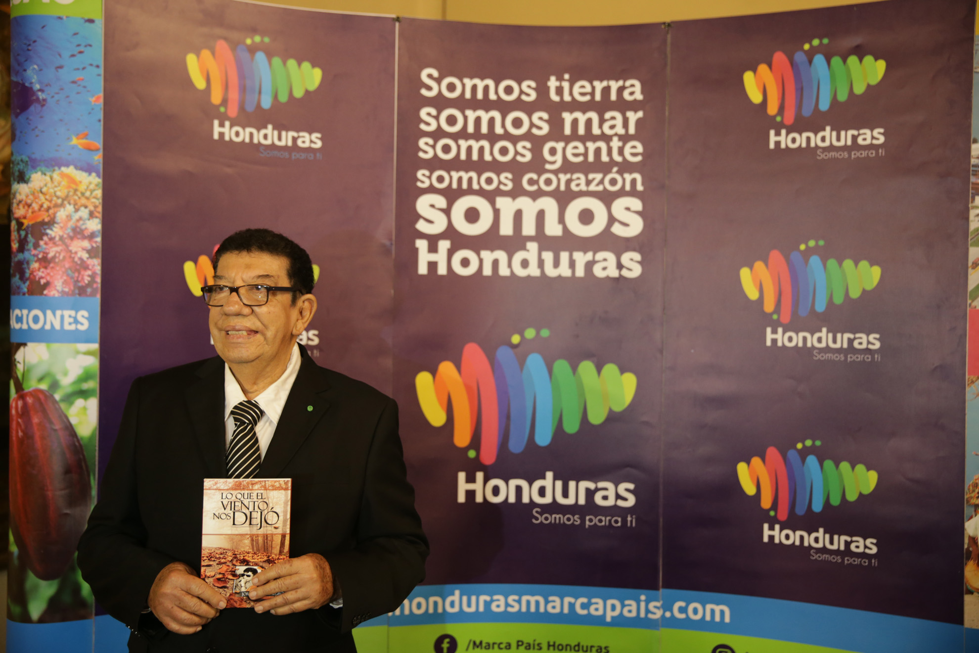 A pesar del cáncer, Jorge Montenegro publica su libro “Lo que el viento ...