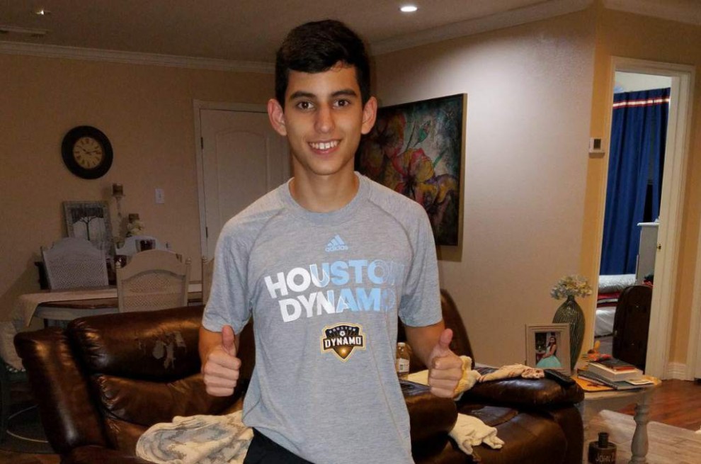 Catracho de 17 años es contratado por el Houston Dynamo - RadioHouse