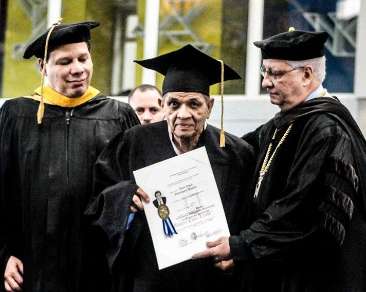 almendarez - RadioHouse