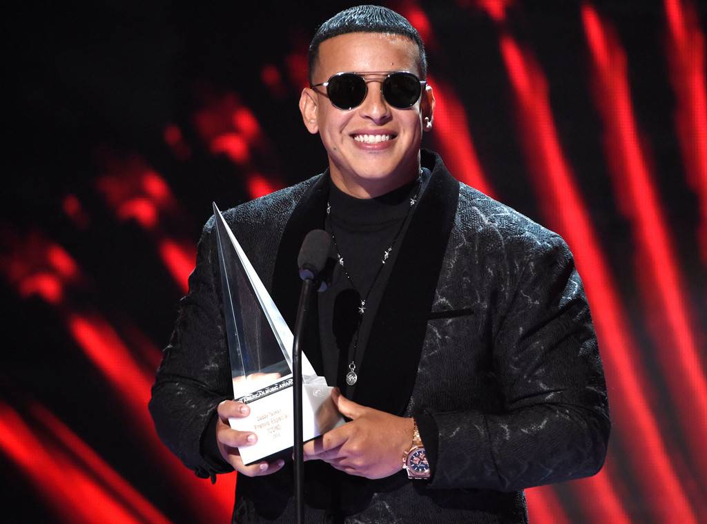 Daddy Yankee "Rompe" los Records Guinness - RadioHouse