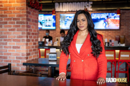 Kenia Torres: La pionera del periodismo deportivo femenino en Honduras ...