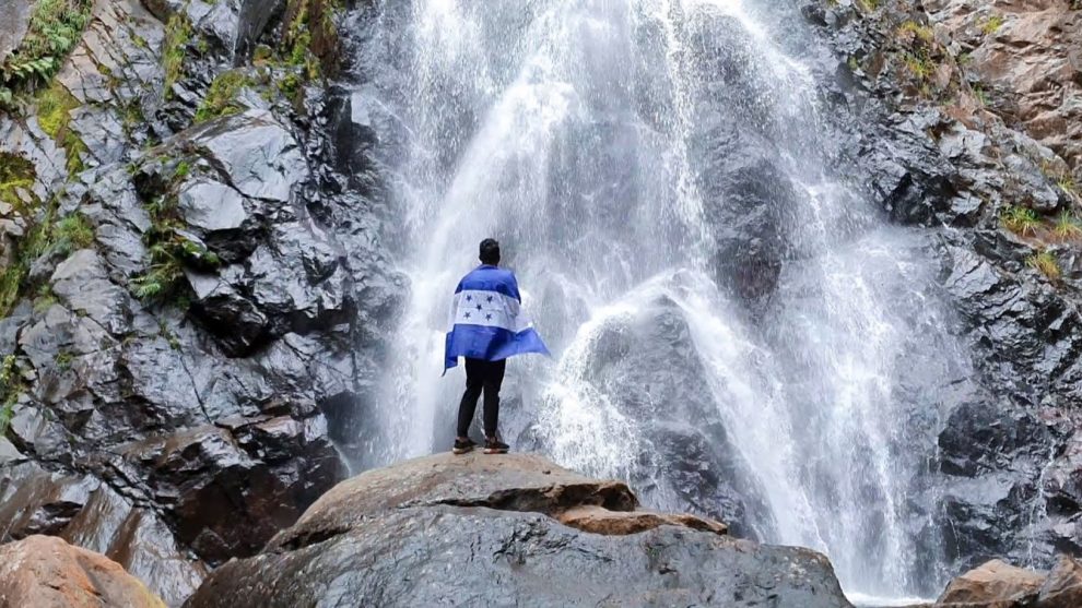 Cascada El Tucán, un paraíso natural en el Parque Nacional Cusuco ...