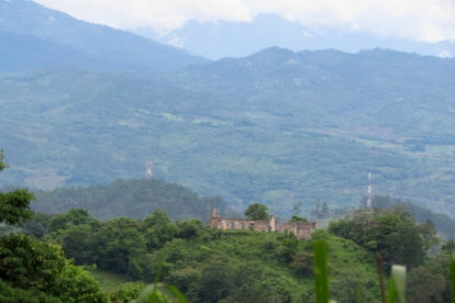 Castillo Bográn: Un lugar de fotografía que sobrevive al paso del ...