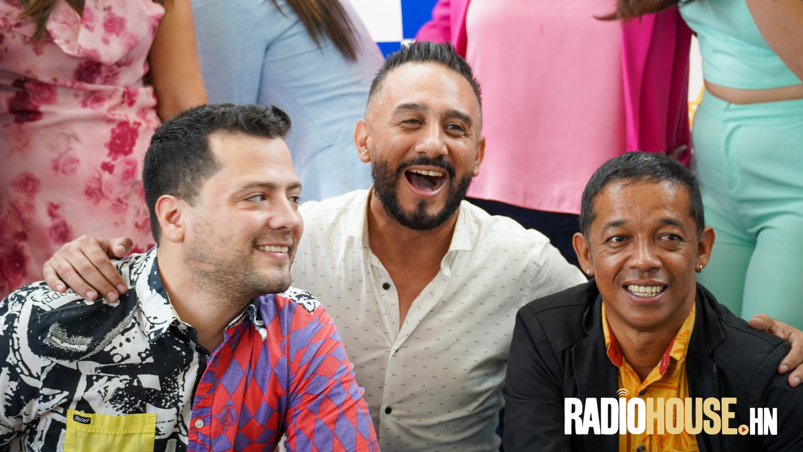 ¡Orgullo catracho! | 'El Homvre se ha vuelto loco' es la nueva apuesta ...